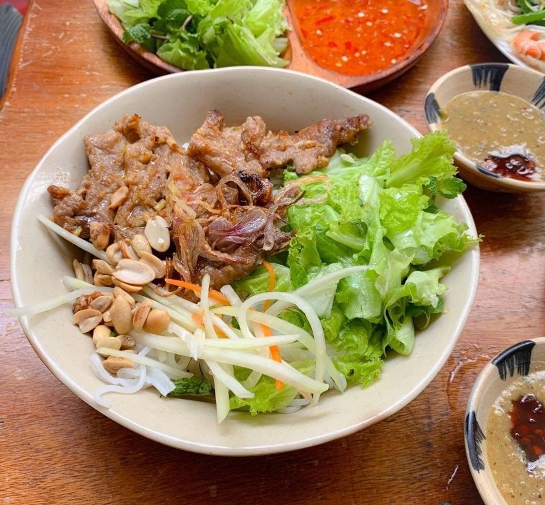 Top 6 quán bún thịt nướng Đà Nẵng không thể bỏ qua | Justfly.vn