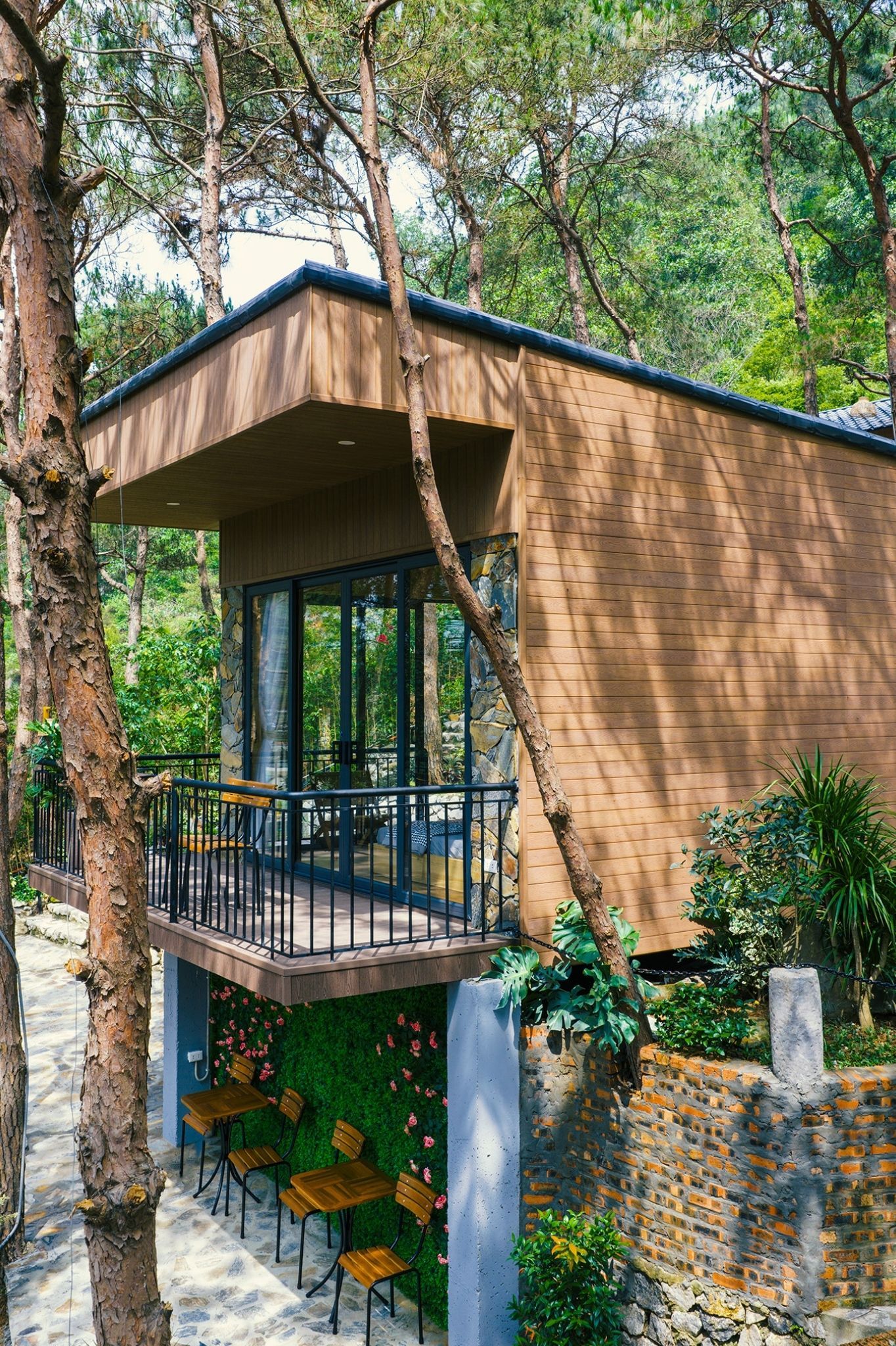 Pine 5 (Ruby Retreat) tại Hồ Đồng Đò, Sóc Sơn | Justfly.vn