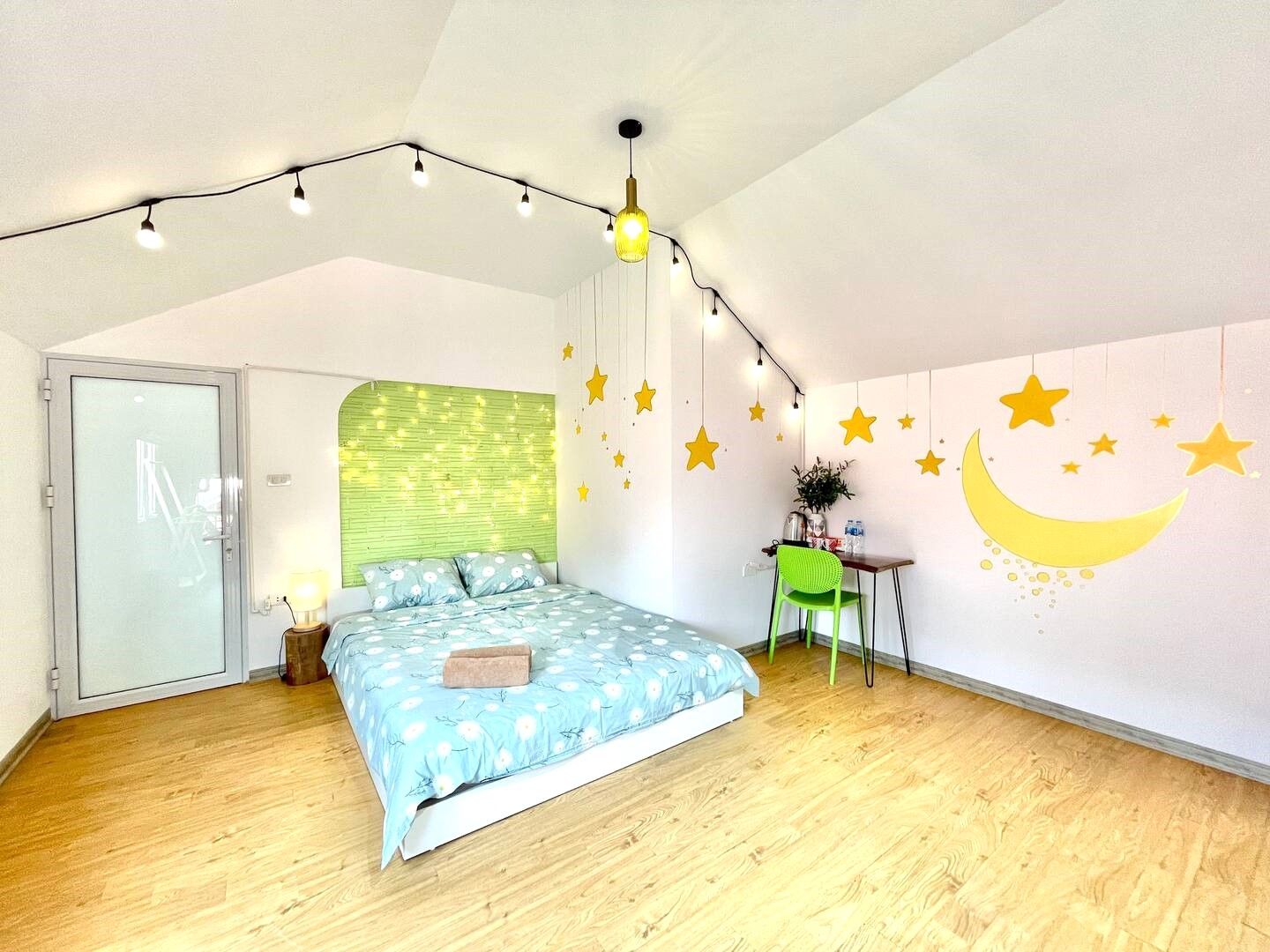 Star Room Âu Cơ, Tây Hồ | Justfly.vn