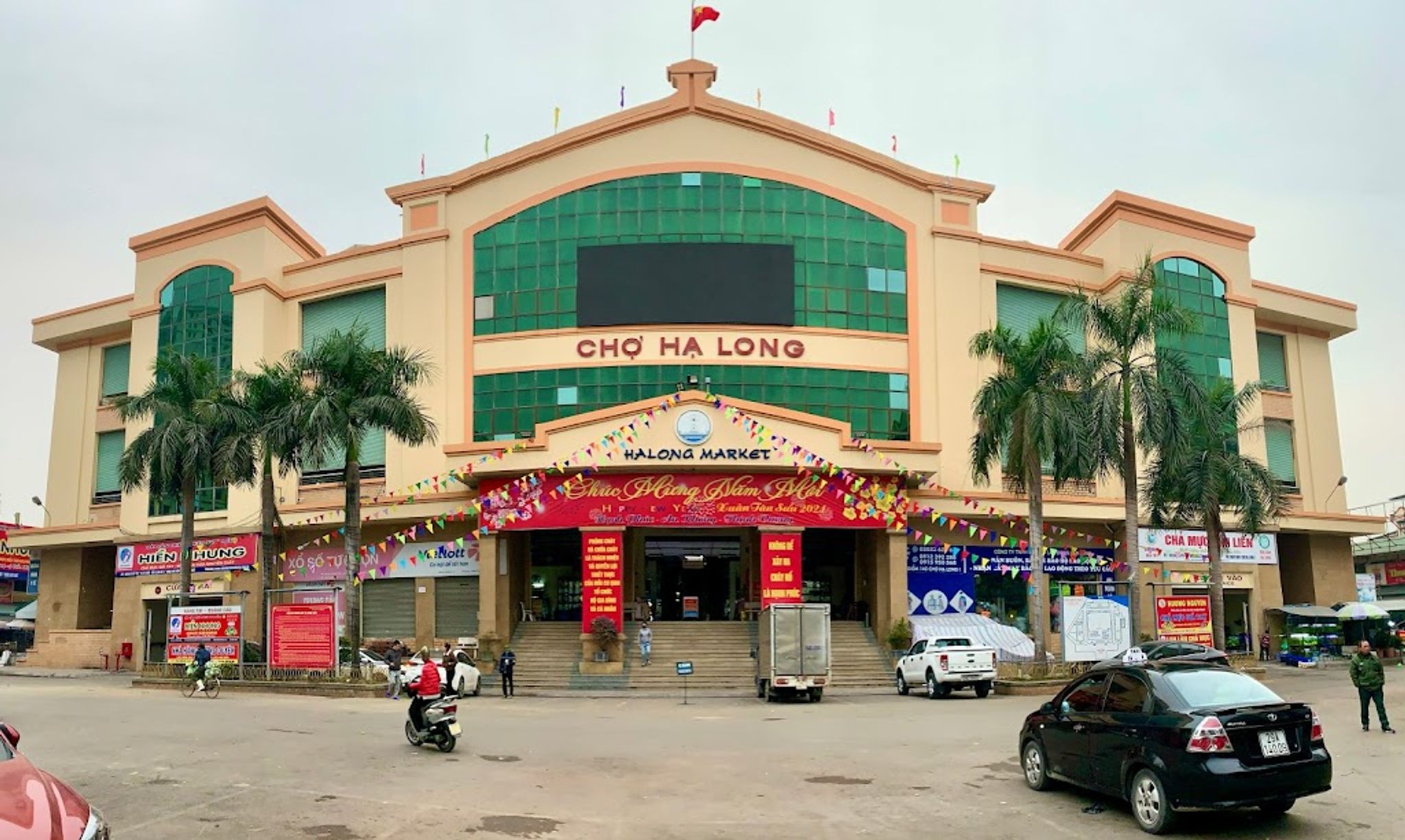 Top 10 chợ Hạ Long nổi tiếng và sầm uất nhất | Justfly.vn