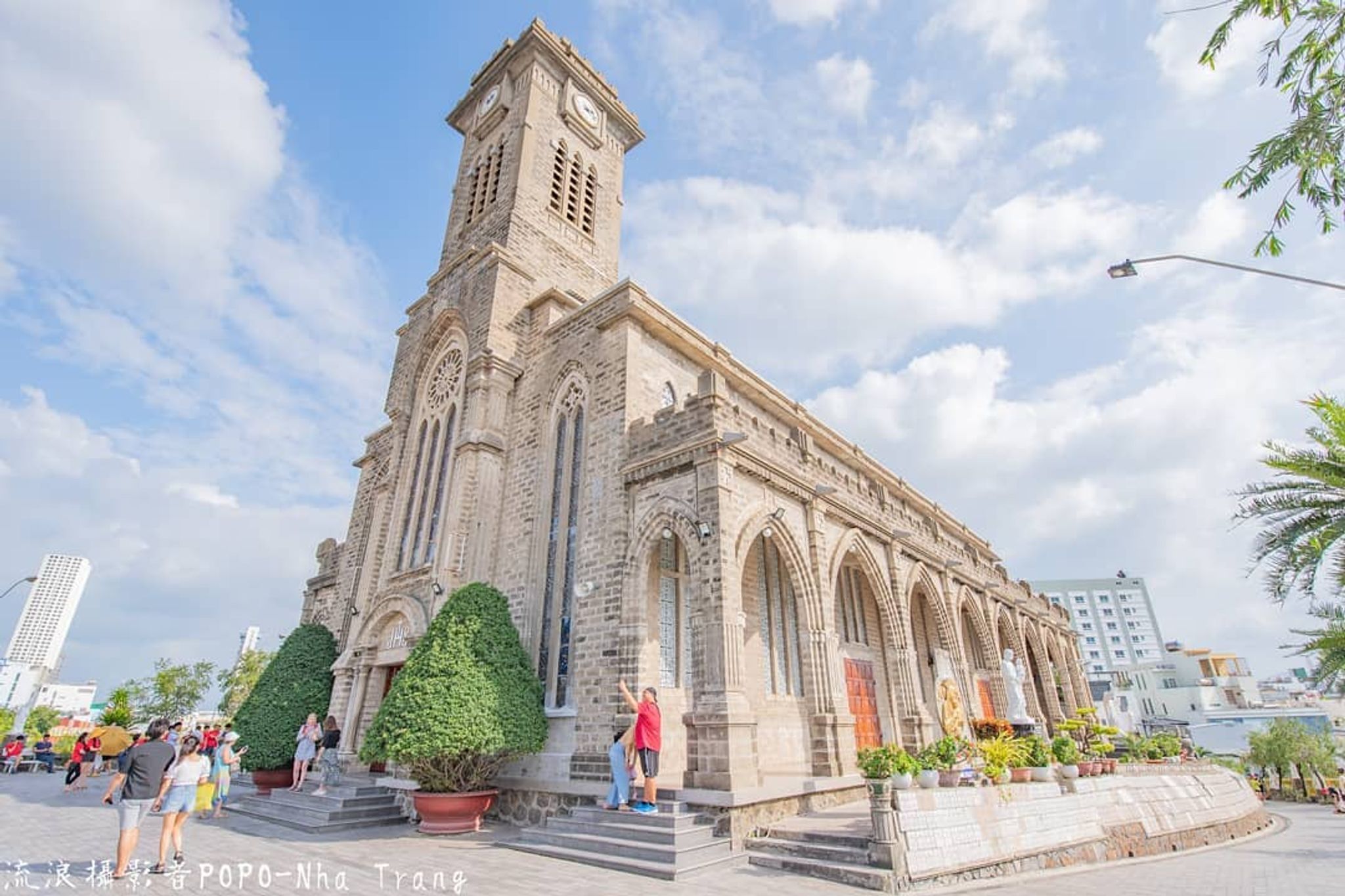 Khám phá Nhà thờ Đá Nha Trang - nhà thờ có kiến trúc Gothic độc đáo | xem tin tức