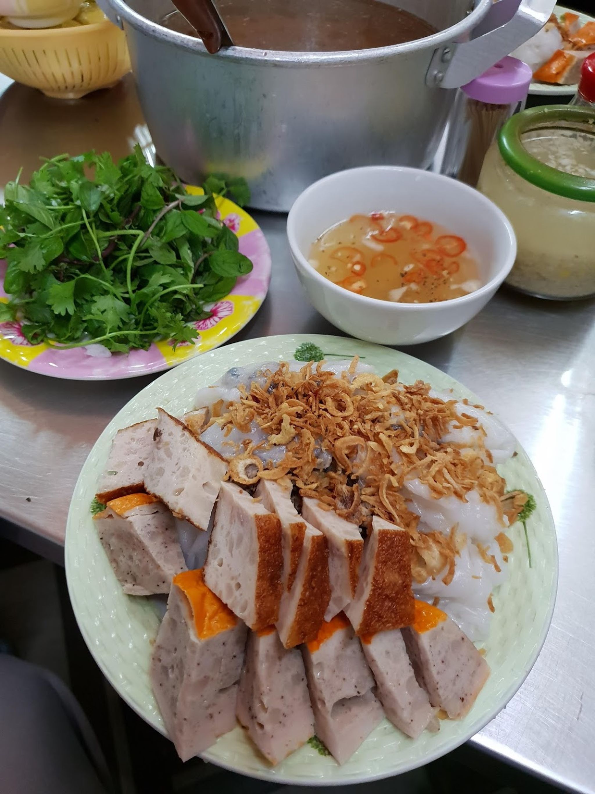 Top 10 quán bánh cuốn thơm ngon tại quận Hoàn Kiếm | Justfly.vn