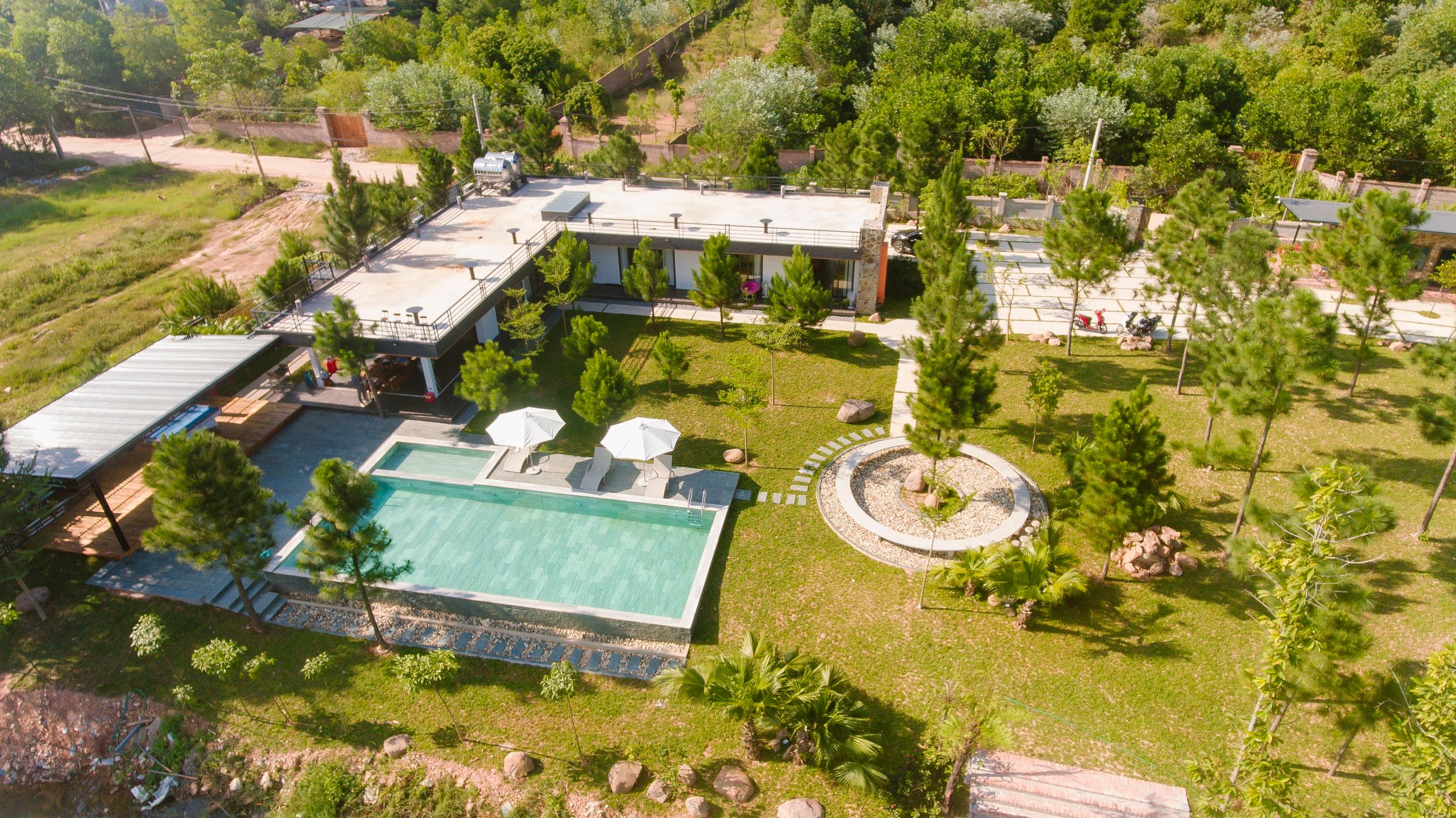 Pine Riverside tại hồ Ban Tiện, Sóc Sơn | Justfly.vn