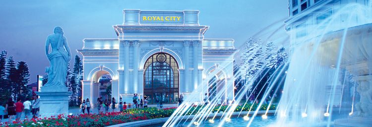 Khám phá Royal City: ở đâu, cách di chuyển, có gì chơi? | Justfly.vn