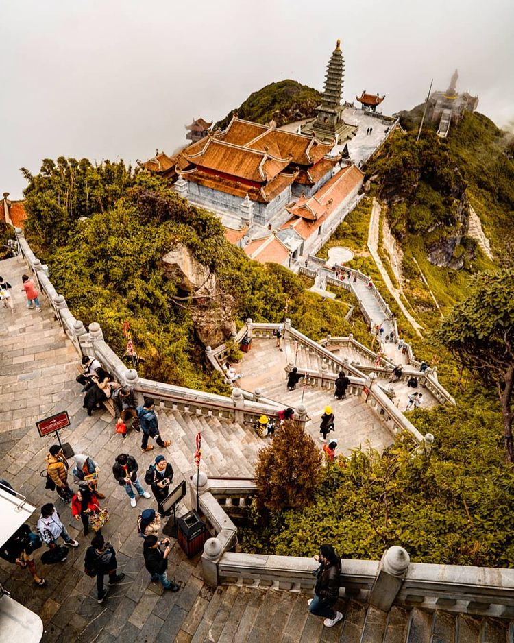 Phan Xi Păng - Chinh phục “Nóc nhà Đông Dương” | Justfly.vn